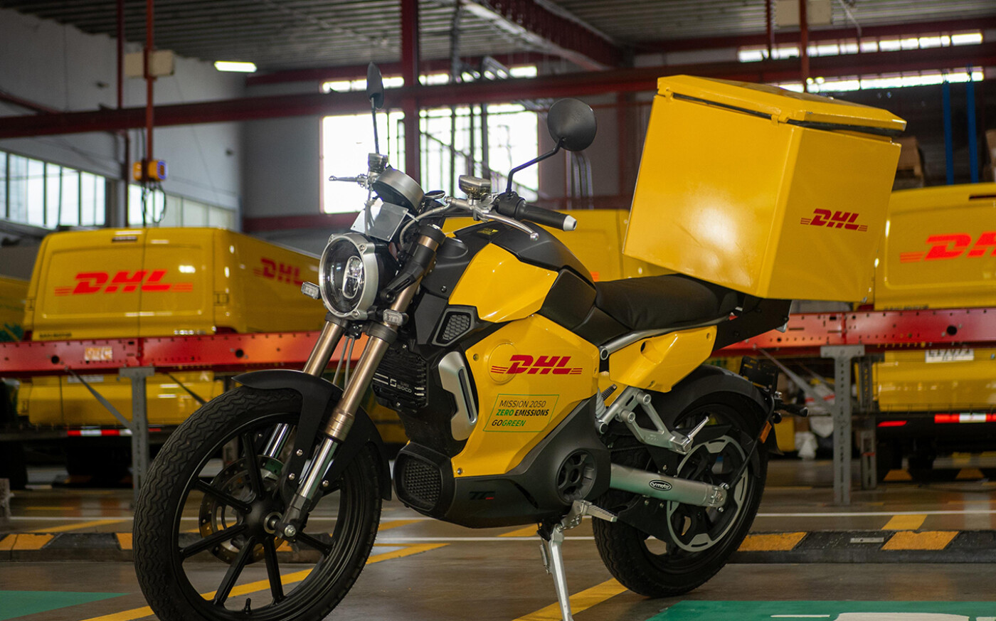 VMoto | Vmoto and DHL Panama